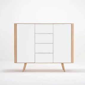 Komoda z dubového dřeva Gazzda Ena Two, 135 x 42 x 110 cm