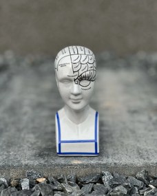 Porcelánová figurka malá - Frenologická lebka