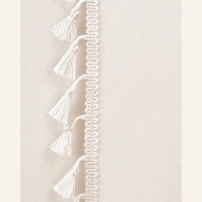 Světlý krémový závěs LARA na stříbrná kolečka se střapci 140 x 250 cm