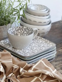 Mocca porcelánový hranatý talíř s ornamenty Arés Mocca - 20*20*2cm