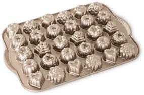 Nordic Ware minibábovkový plát s 30 formičkami Tea Cakes and Candies, 2,5 cup karamelová, 59448