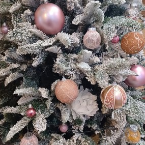 Vánoční ozdoba růžová plastová koule 8 cm s vločkou