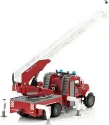 Bruder 02821 Hasičské auto Mack Granite / 1:16 / od 4 let