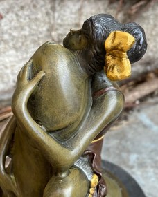 Erotická bronzová socha soška - Žena a penis