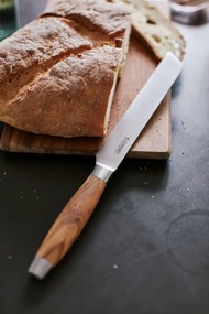 Nůž na pečivo Le Creuset s dřevěným úchytem 20 cm