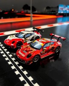Carrera 51010 Hybrid Porsche 911 GT3 R No.25 Absolute Racing Macao GP