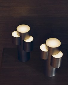 Kovová LED stmívatelná stolní lampa ve stříbrné barvě (výška 26,5 cm) Adrina – Kave Home