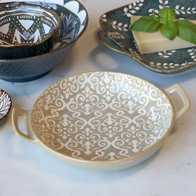 Porcelánová šedá zapékací miska Arés Ramekin s úchyty – Ø18*4,5 cm
