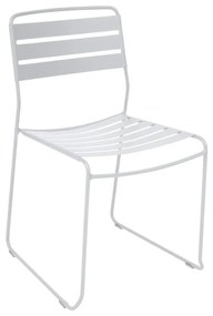 Bílá kovová stohovatelná zahradní židle Fermob Surprising