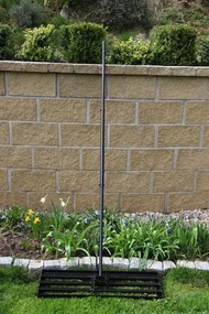IQ  312334 Garden Nivelační a zapravovací brána 75 cm - černá