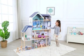 Velký dřevěný domeček pro panenky s nábytkem