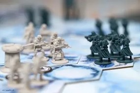 Asmodee Star Wars: Bitva o Hoth / Počet hráčů: 2-4 / Délka hry: 30 min