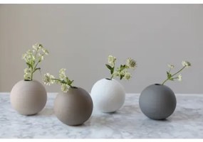 Kulatá váza Ball Sand 8 cm COOEE Design