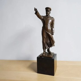 Stalin - bronzová socha