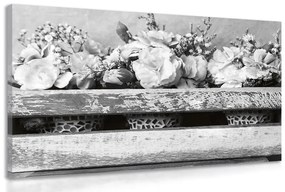Obraz černobílé květiny v bedýnce bez srdíčka - 60x40