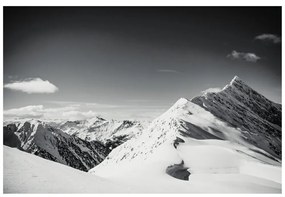 Samolepící fototapeta zasněžené černobílé pohoří
