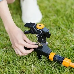 Fiskars 1023656 Impulzní zavlažovač s kolečky