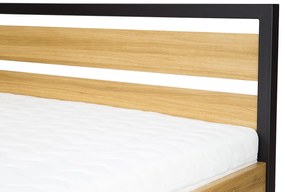 Drewmax LK371 180x200 cm dřevěná postel masiv dub dvojlůžko