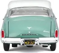 Maisto Studebaker Starliner 1953 zelená / 1:18 / od 3 let