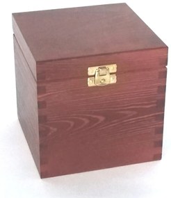 Dřevěná krabička s víkem a zapínáním - 13,5x13,5x10 cm, nátěr ořech