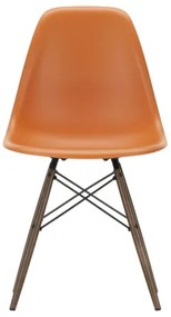 Eames Plastic Chair DSW tmavě lakovaný javor rezavá bílé na tvrdou podlahu Vitra