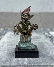 Bronzová socha - Skřítek pohádková figurka