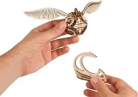 Ugears 3D dřevěné mechanické puzzle Zlatonka, Harry Potter