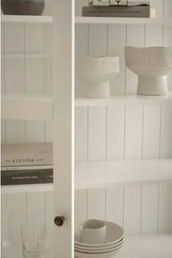 Bílá vitrína z MDF 98x193x34 cm Wilma – Ellos Home