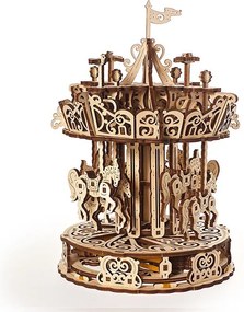 UGEARS 3D dřevěné mechanické puzzle – Kolotoč (305 dílků)
