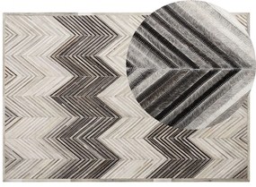 Kožený koberec 140 x 200 cm šedý AYTEPE Beliani