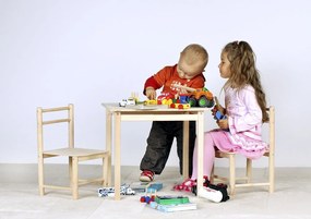 Dětský Stůl a 2 židle