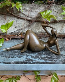 Modernistická bronzová socha Nahá žena MODERN ART 3