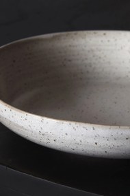 House Doctor Hluboký talíř Pion Grey/White 19 cm, béžová barva, keramika