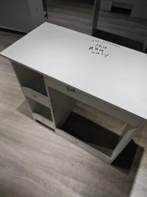 HOMCOM počítačový stůl 80 cm se 2 policemi, bílý