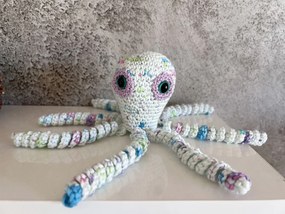 Háčkovaná hračka - Chobotnice Liza