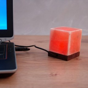 Stolní lampa Kubus s USB přípojkou