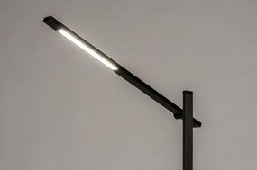 Stojací LED lampa se stmívačem Vientanna Black