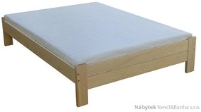 dřevěná dvou lůžková postel z masivního dřeva Awinion chalup