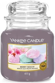 Yankee Candle vonná svíčka Classic ve skle střední Berry Mochi 411 g