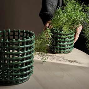 FERM LIVING Košík Ceramic Oval, Emerald Green