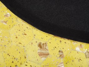 Kožený koberec žlutý ⌀ 140 cm ZEYTIN Beliani