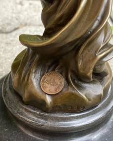 Bronzová socha soška Nymfa s květinami - Plodnost