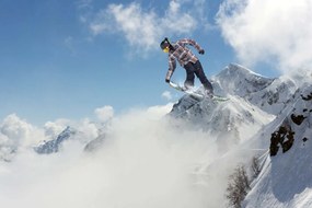 DIMEX | Samolepicí vliesová fototapeta na zeď Snowboardista MA-5-1572 | 375 x 250 cm | modrá, bílá