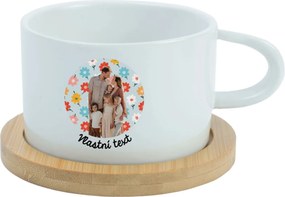 Personalizovaný keramický hrníček "MAKRONKA" s výřezem fotky na podkladu