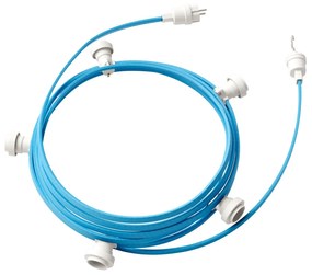 creative cables Hotový světelný řetěz LUMET 7,5 m je sestavený z 5 bílých objímek, háčku a zástrčky Barva kabelu: Azurová - CM17
