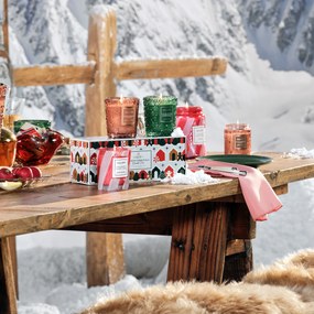 Voluspa dárková sada vánočních svíček Holiday Essentials Trio, 3x184 g