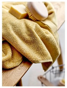 Žlutá osuška z bio bavlny 70x140 cm Comfort – Södahl