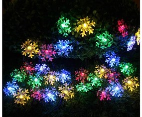 Vnitřní LED vánoční řetěz se sněhovými vločkami, různobarevná, blikající, 6m, 50 LED
