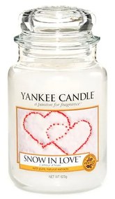 Vonná svíčka Yankee Candle Zasněženi Láskou, doba hoření 110 hodin