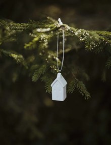 Vánoční závěsná dekorace domeček Byhus nr 1 Storefactory Scandinavia